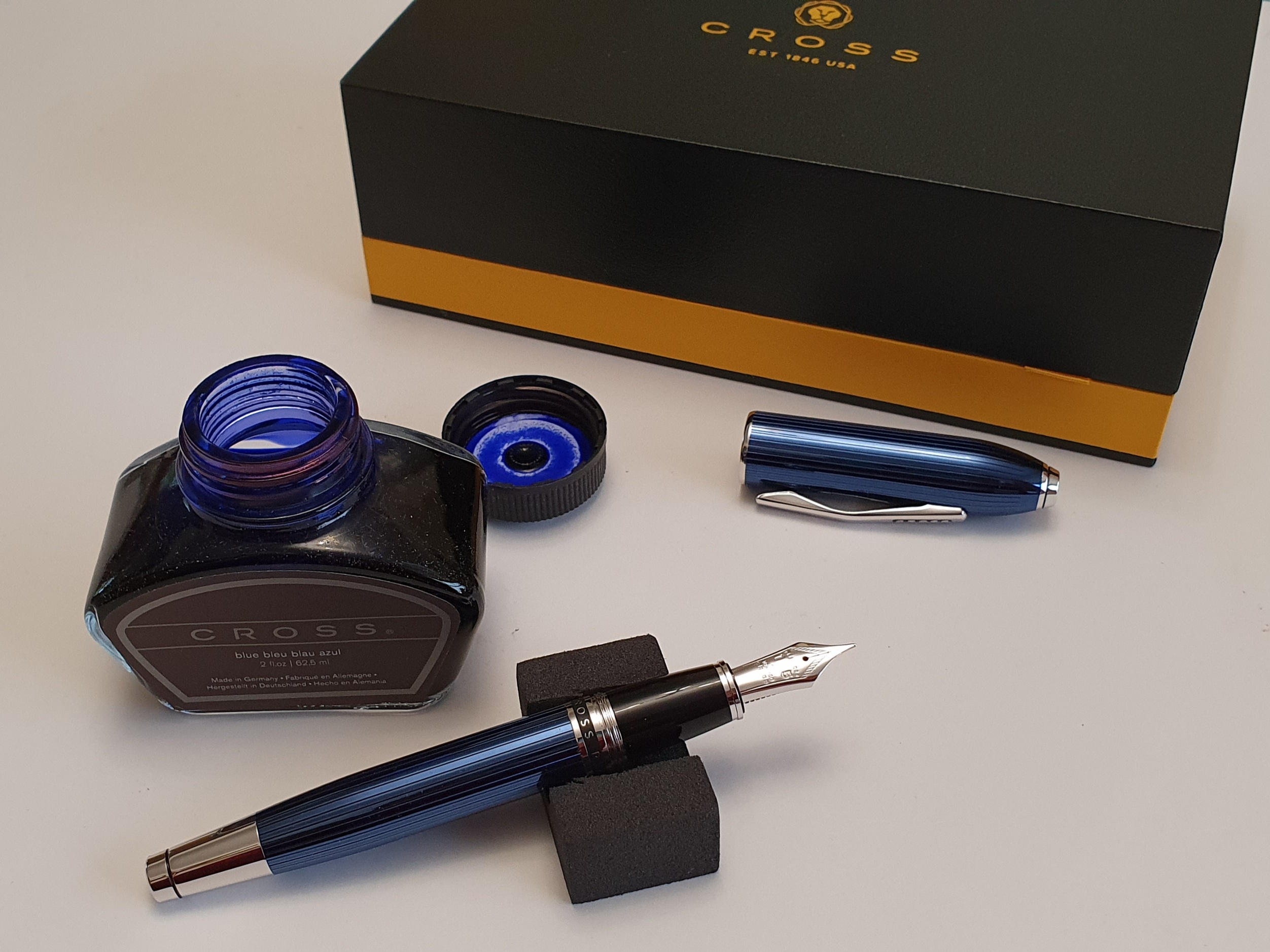 Early thoughts on the Cross Peerless 125, quartz blue fountain pen ...